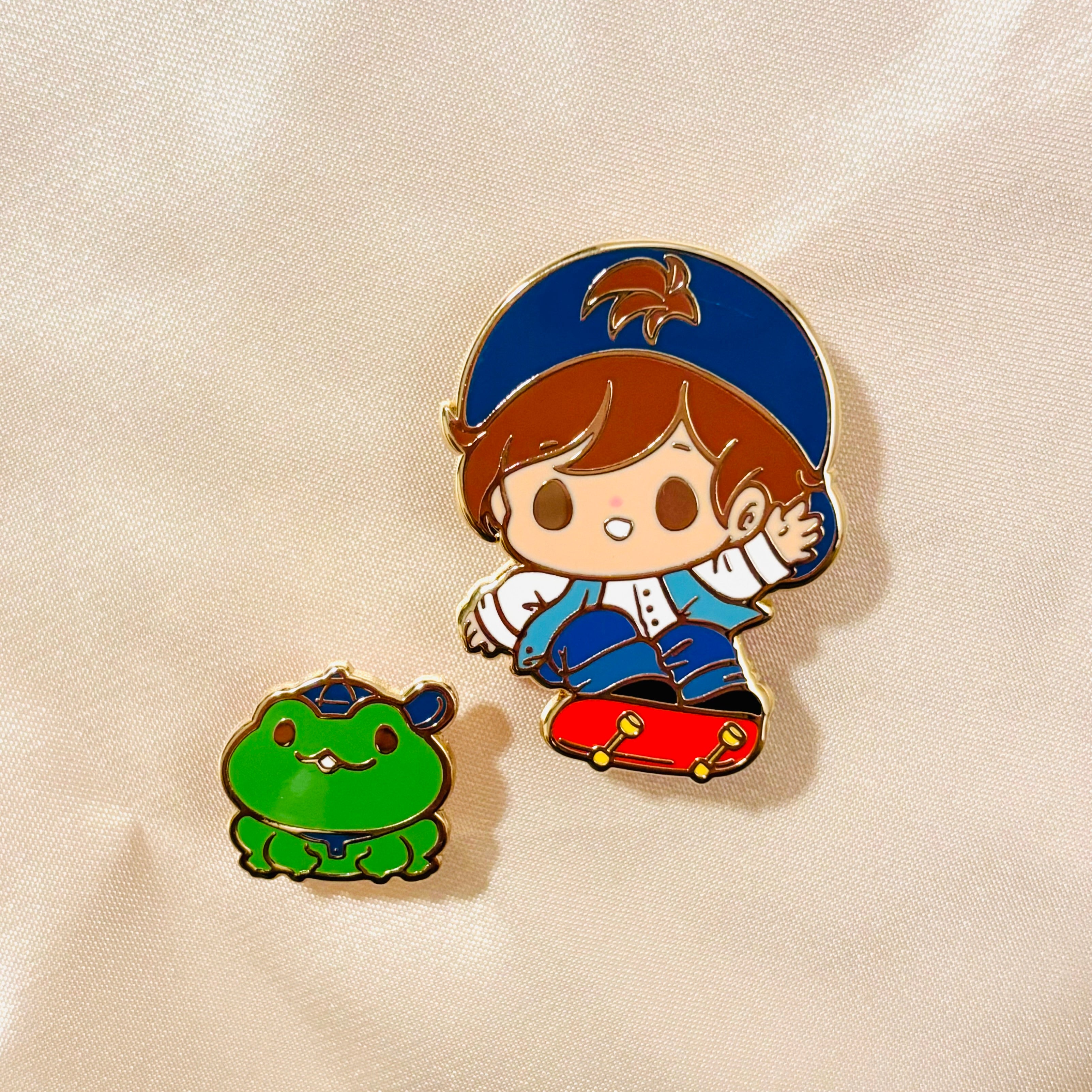 *LAST CHANCE* Huckleberry Pins – Birduyen