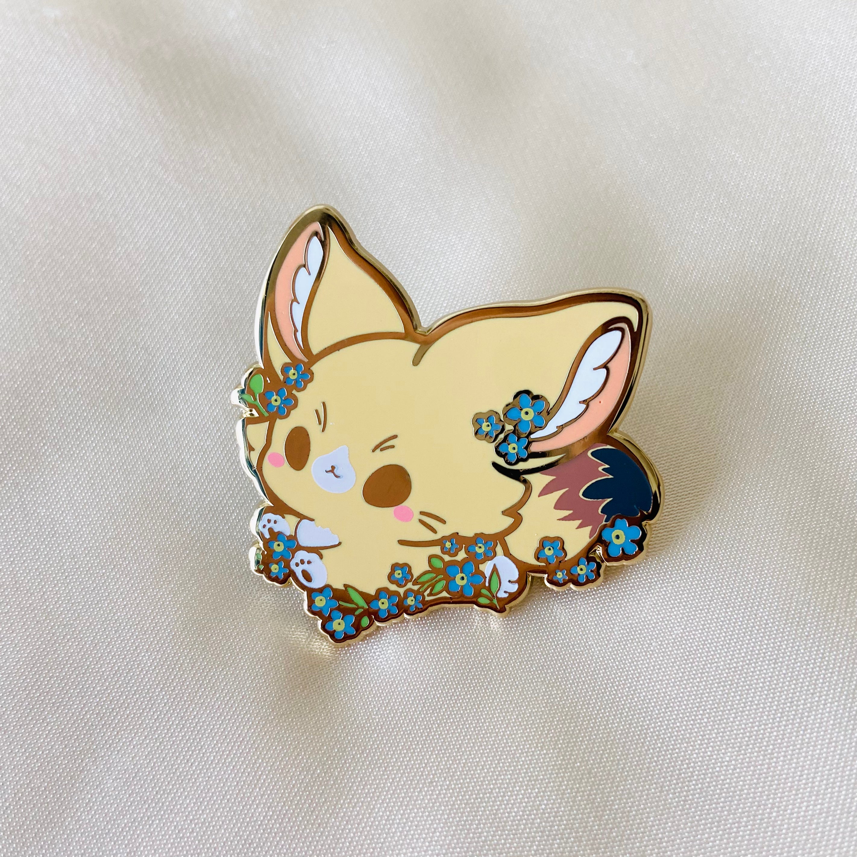 [PATREON EXCLUSIVE] F for Fennec Fox Pins – Birduyen